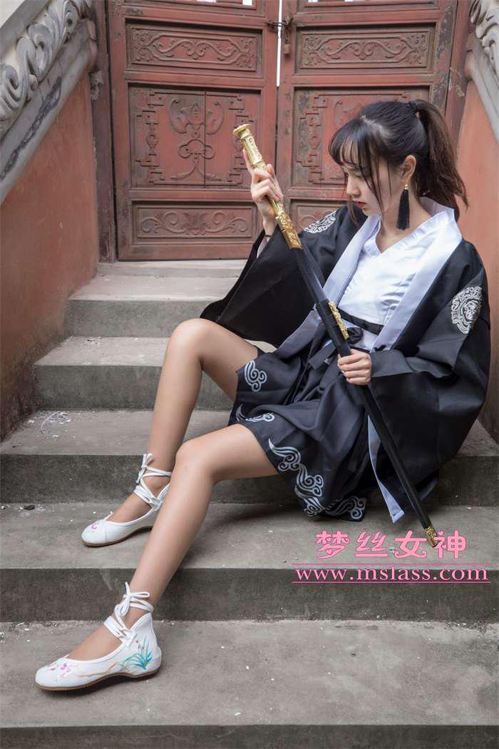 [MSLASS梦丝女神] 2019-05-02 玥玥 女侠之剑（上）[42P/1V/748MB]